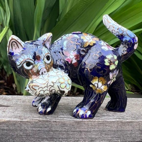 Accents | Vintage Cloisonn Mama Cat Kitten Figurine Rare Collectible ...